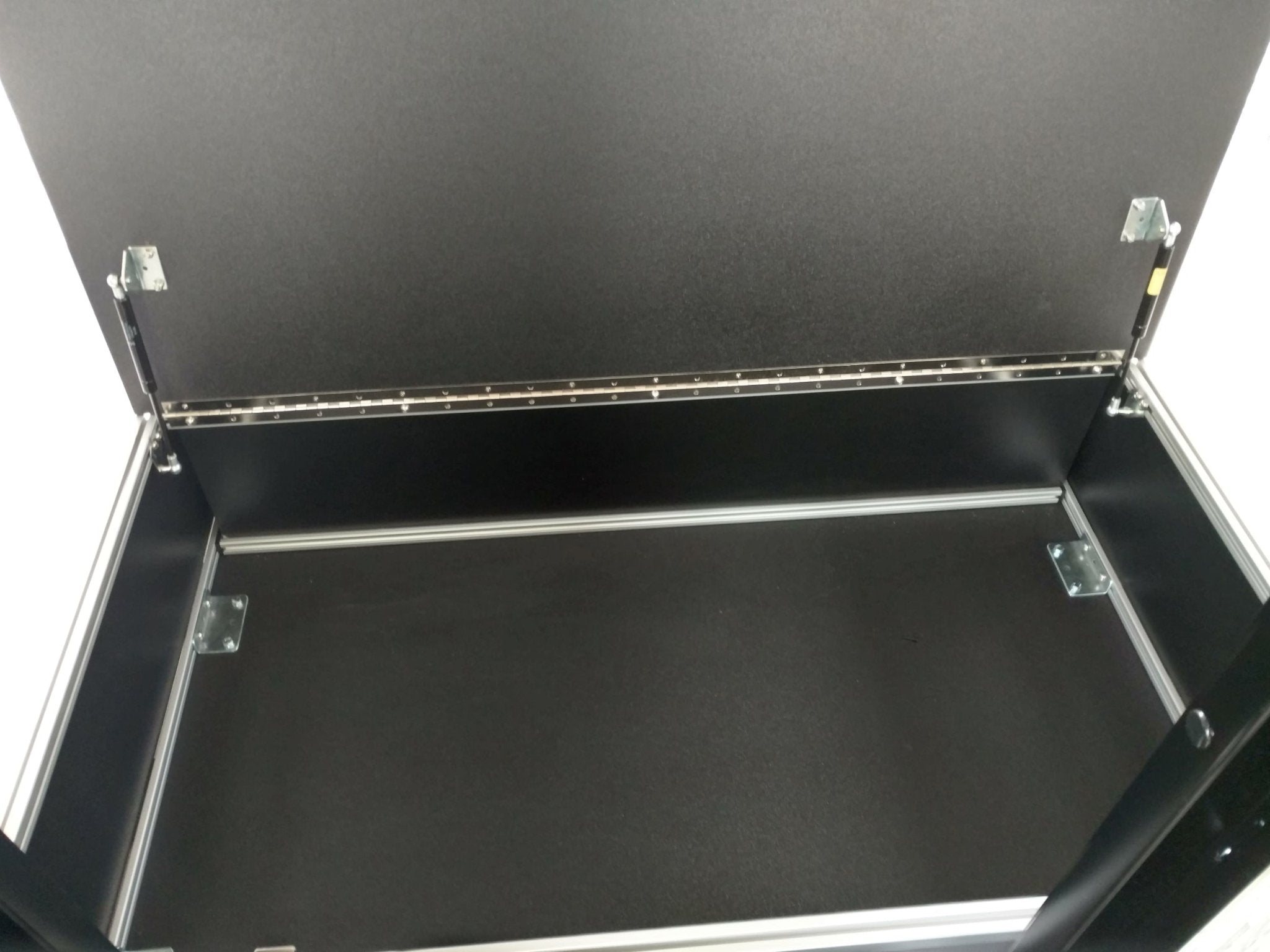 Winnebago Revel 17-20 Top Utility Module Storage System | Goose Gear